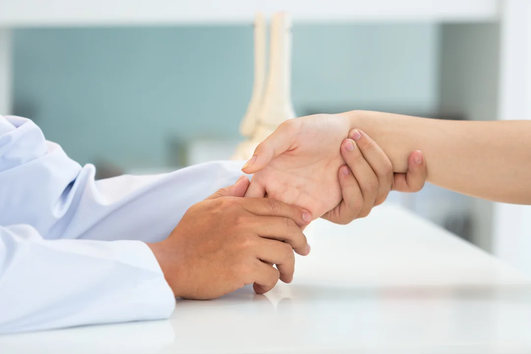 Steroid injection in the hand and wrist - London Sports Orthopaedics